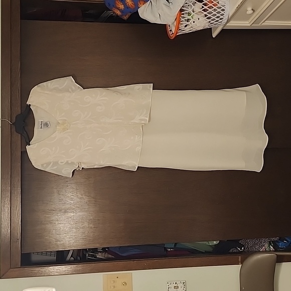 Ultra Dress Collection | Dresses | Ultra Dress Ny Cream Maxi Dress With ...